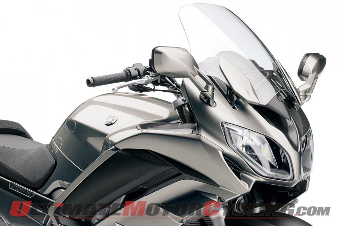 2013 Yamaha FJR1300A | Studio Wallpaper