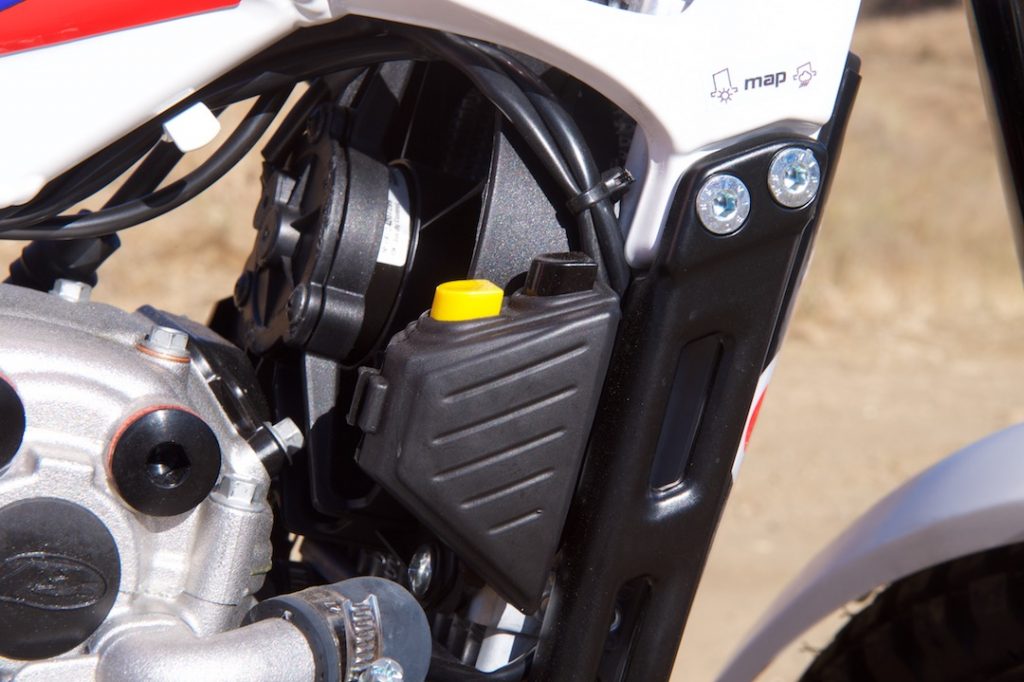 2016 Beta Evo 300 Factory 4T Review | Trials Thumper