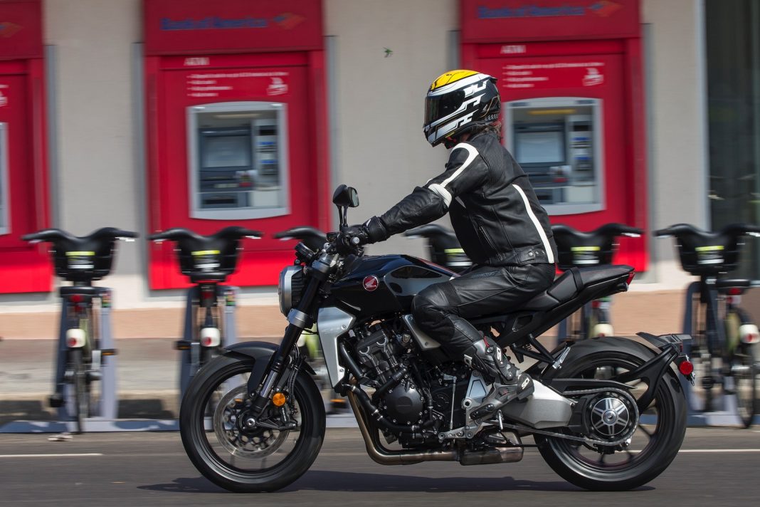 2018 Honda CB1000R Review (15 Fast Facts)