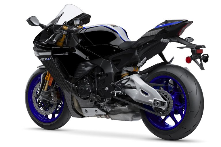 2020 Yamaha YZF-R1 and YZF-R1M First Look (13 Fast Facts)
