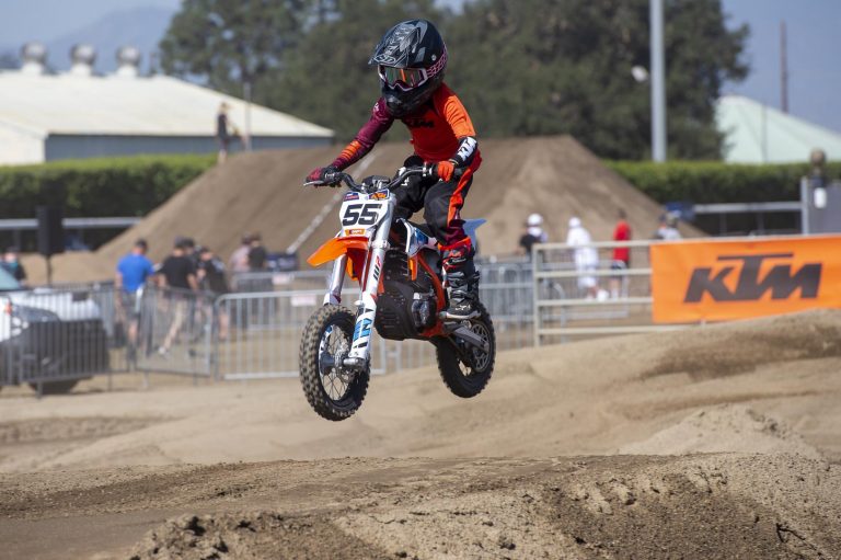 2020 KTM SX-E 5 Review: Electric Mini Motocrosser (15 Fast Facts)