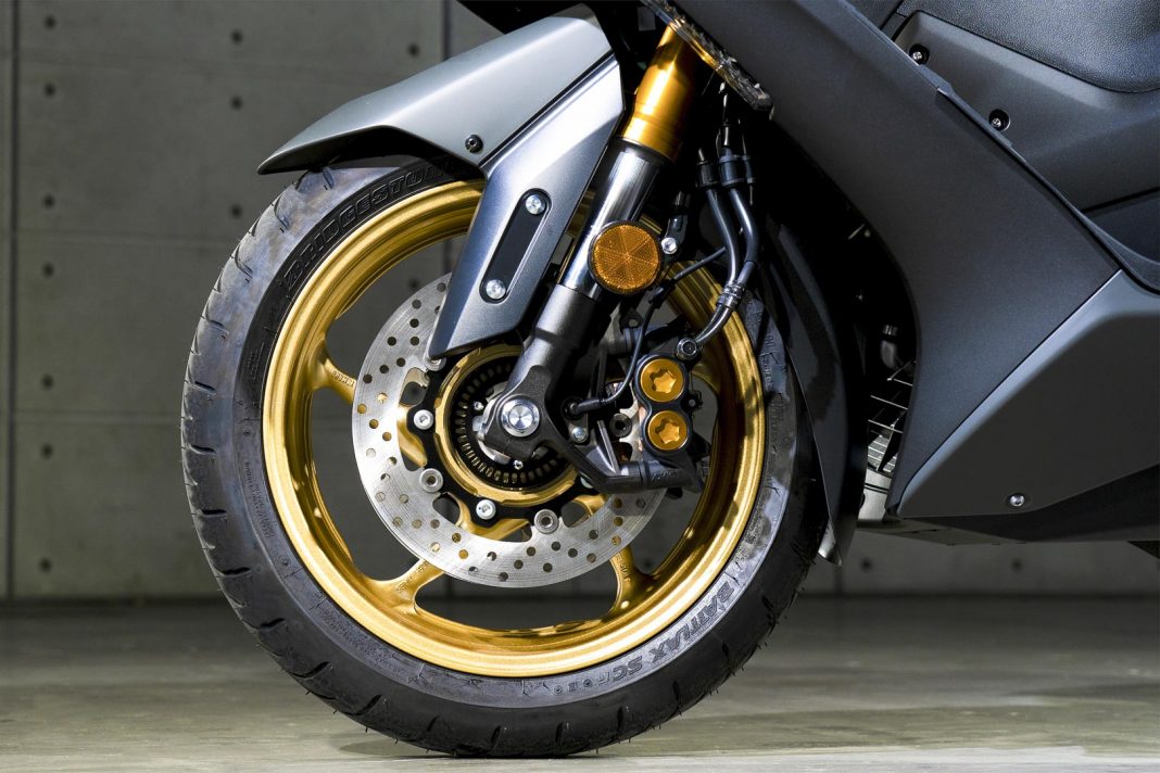 2020 Yamaha TMax and TMax Tech Max First Look (8 Fast Facts)