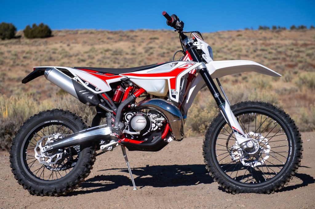 2020 Beta 300 RR Review: Off-Road Two-Stroke (20 Fast Facts)