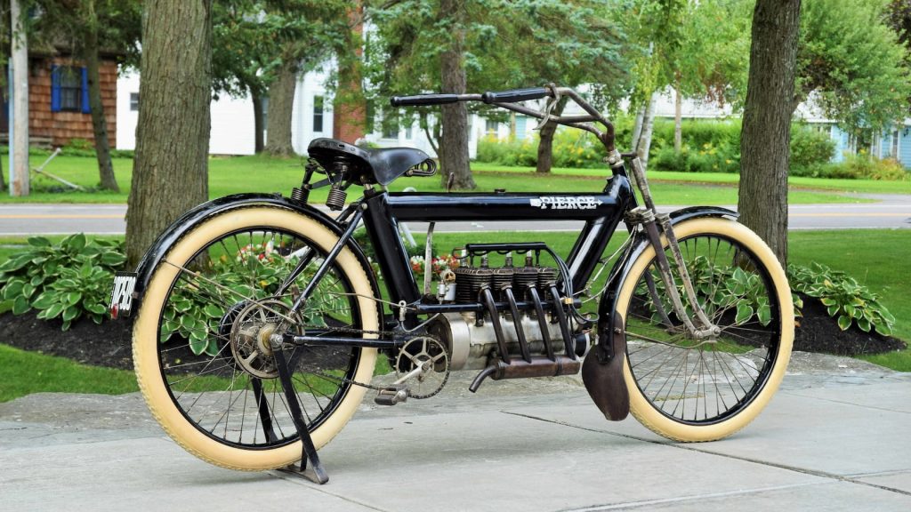 1911 Pierce Four Sells For $225k at Mecum Indy Auction