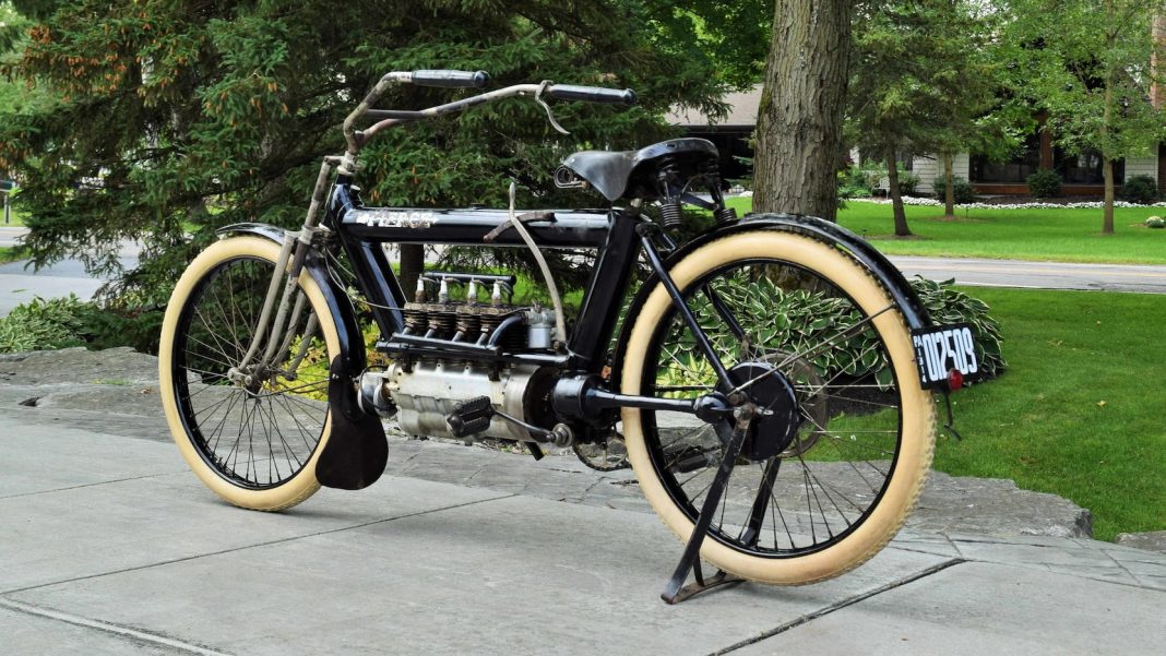 1911 Pierce Four Sells For $225k at Mecum Indy Auction