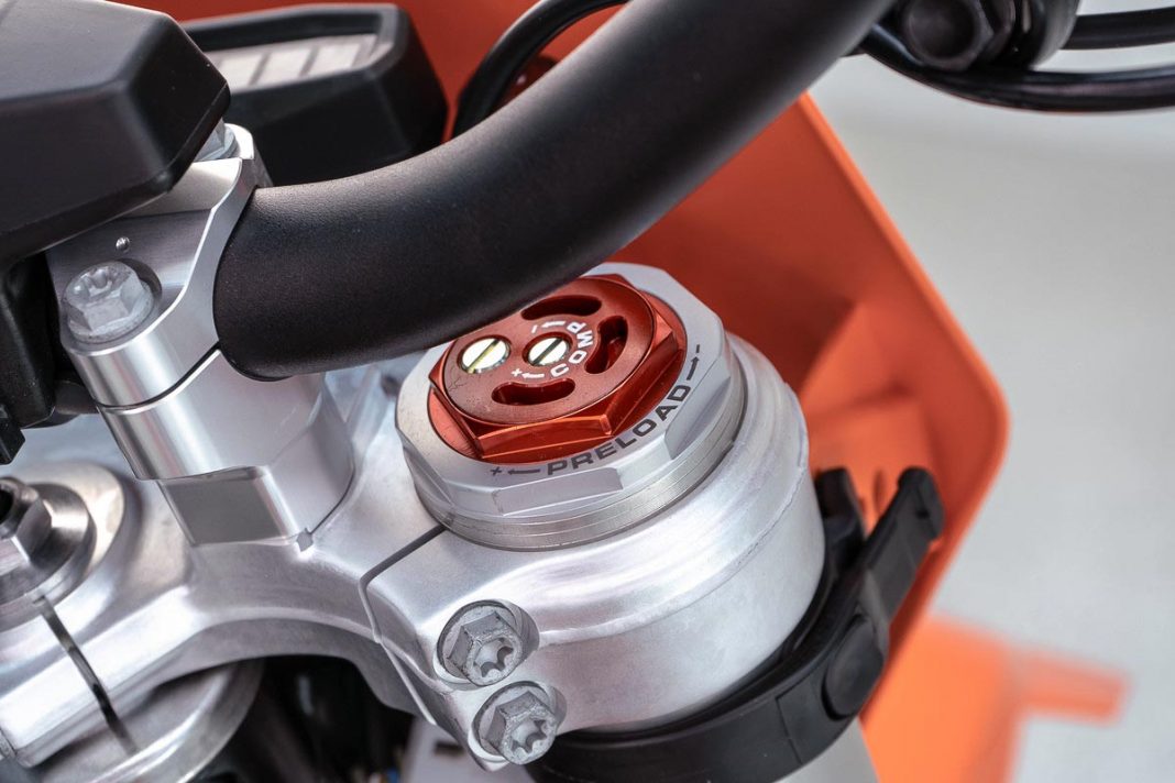 WP Xplor Pro 6500 Cartridge Fork First Look (High-End Suspension)