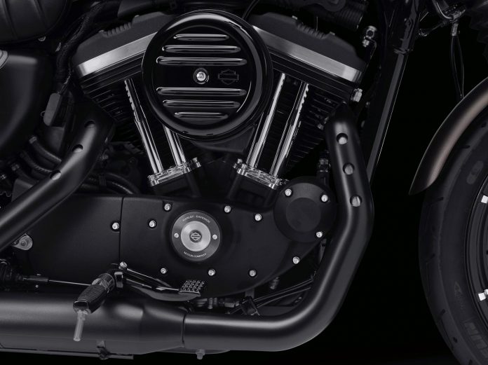 2021 Harley-Davidson Iron 883 Buyer’s Guide (Specs, Prices, and Photos)