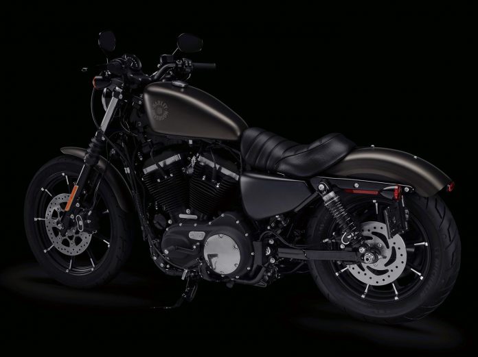 2021 Harley-Davidson Iron 883 Buyer’s Guide (Specs, Prices, and Photos)