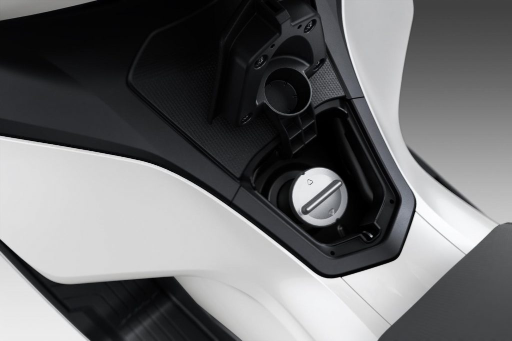 2022 Honda PCX First Look (+ ’22 Ruckus and Metropolitan)