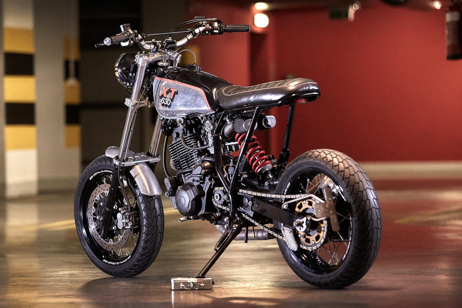 86 Gear Motorcycles Yamaha XT630 Supermoto: Restomod Special