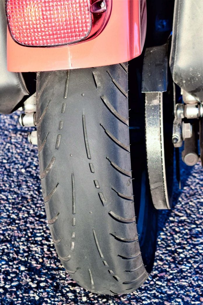 Dunlop Elite 4 Tires Review: Long Term Test on a Sportster