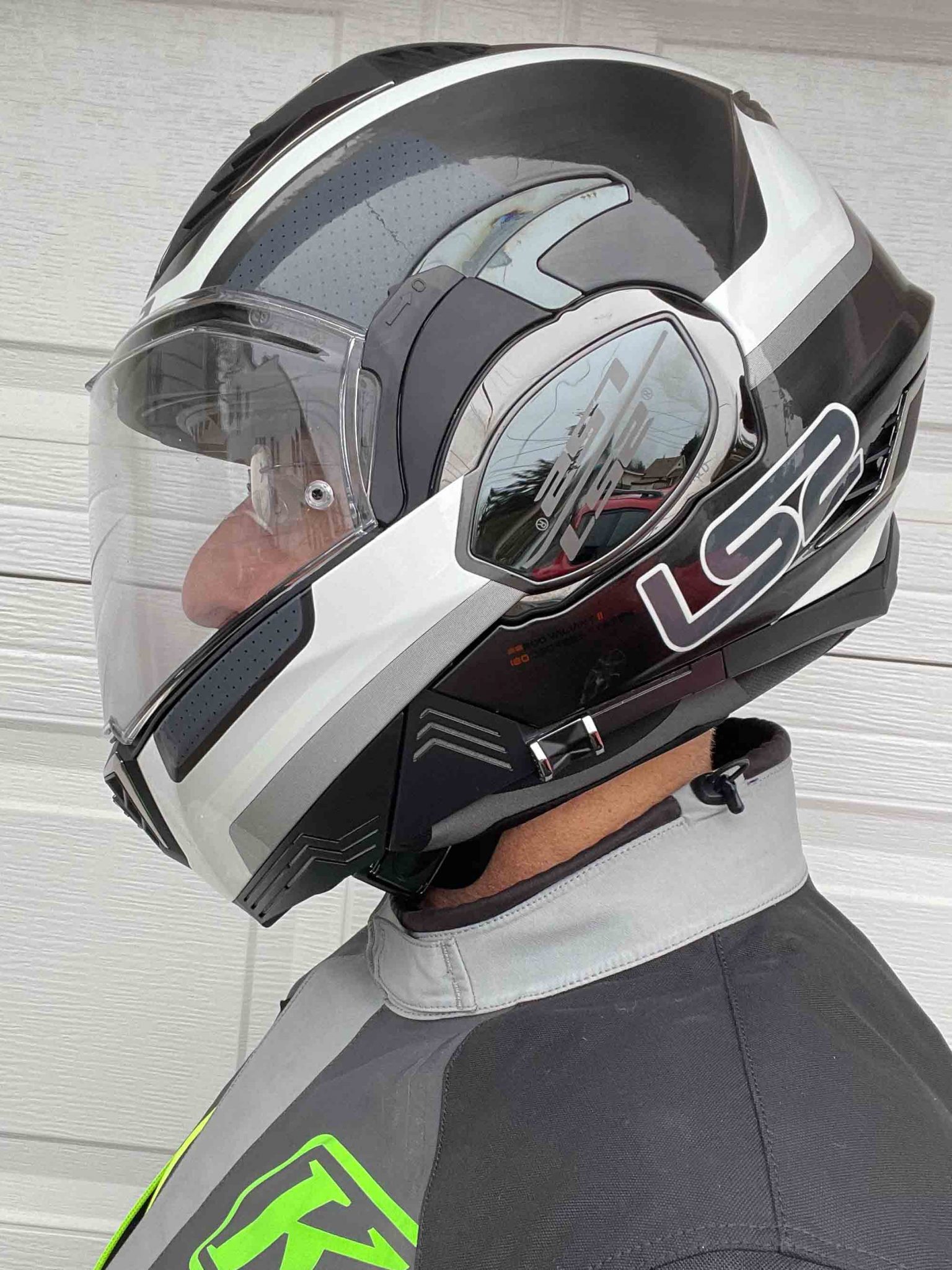 LS2 Valiant II Helmet Review [Modular For Motorcycle Touring]