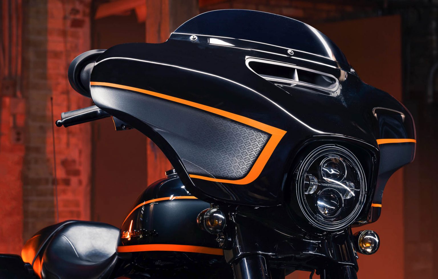 Harley-Davidson Apex Factory Custom Paint First Look [Photos, Prices]