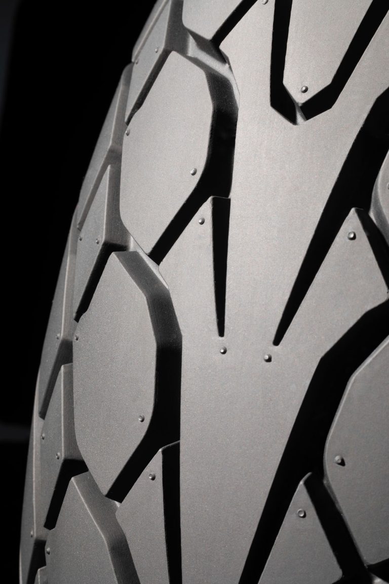Dunlop Mutant Tires Review [An Unorthodox Success]