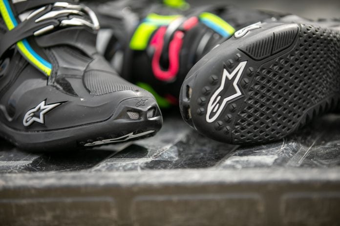 Alpinestars Tech 10 Supervented Boots Review [Very Cool]