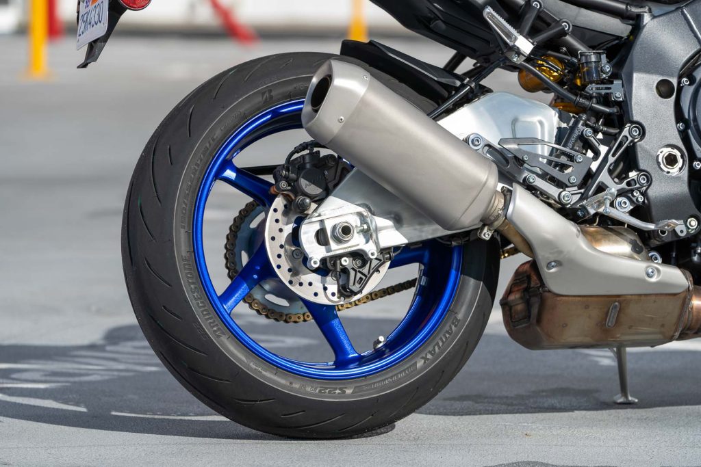 2022 Yamaha MT-10 SP Review [12 Street and Track Fast Facts]
