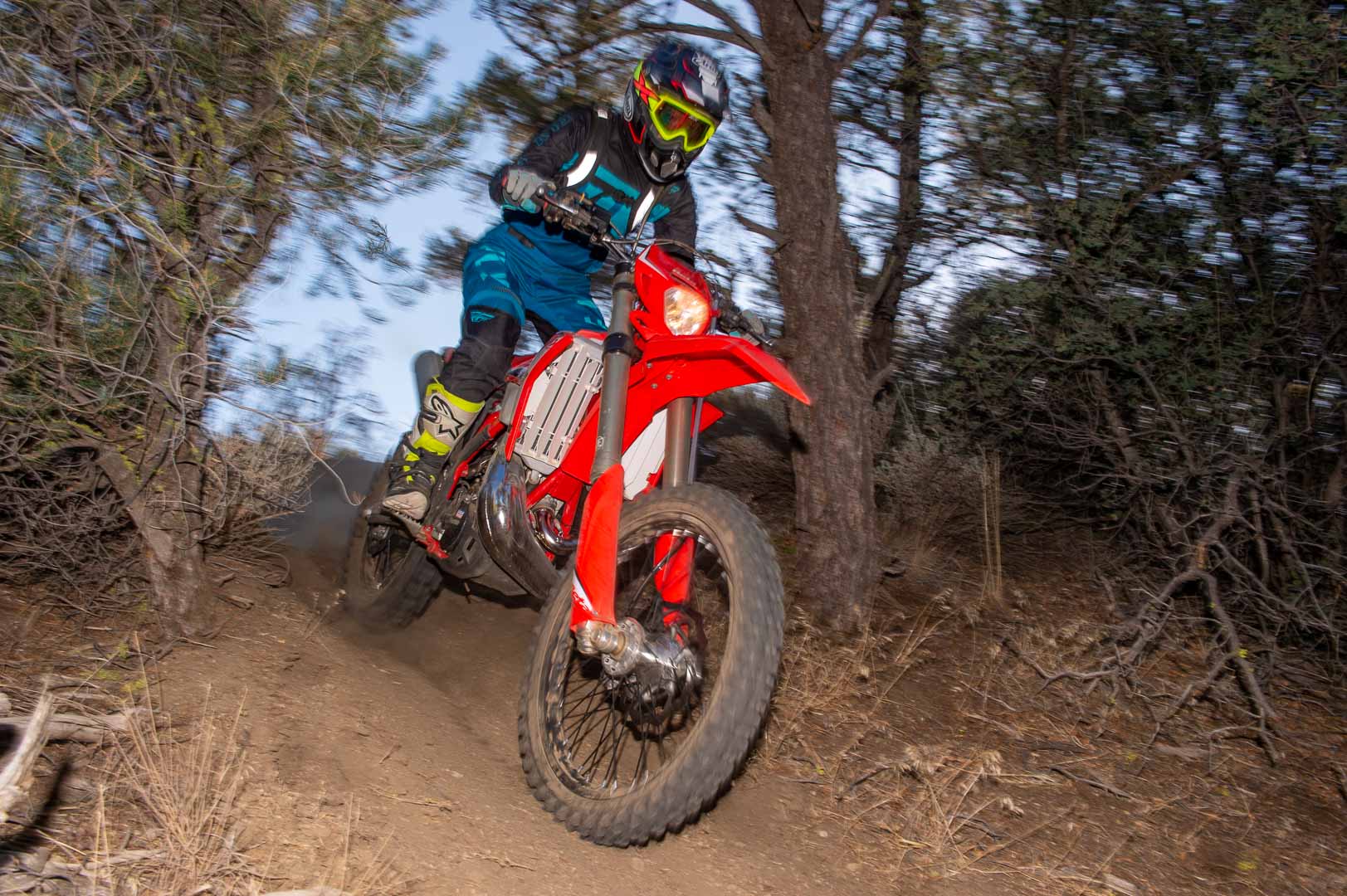 2022 Beta 200 RR Review [Off-Road Motorcycle Test]