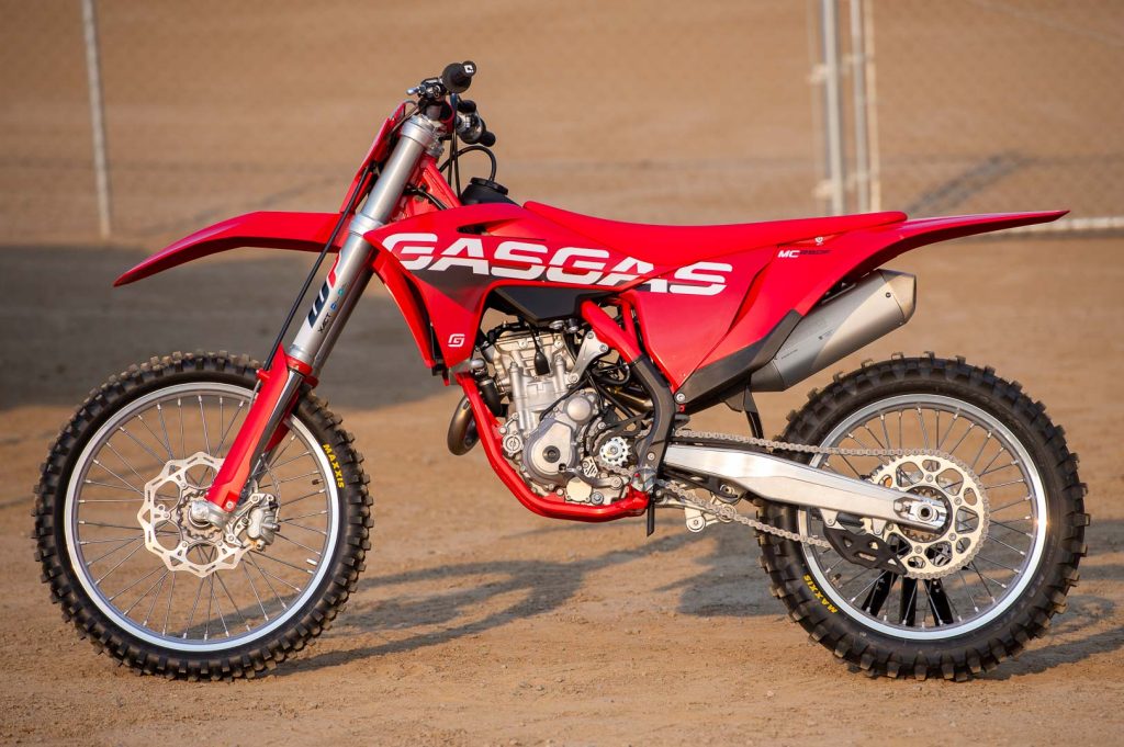 2023 GasGas MC 250F Evaluate [Red Bull A Day In The Dirt Tested ...