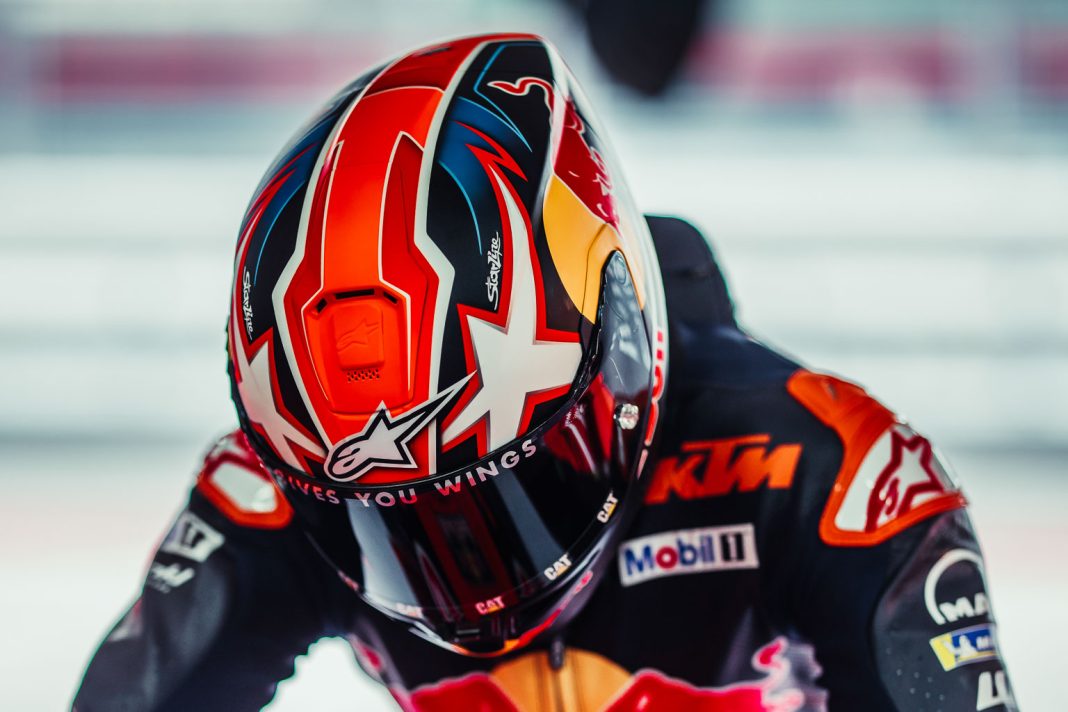 Alpinestars Supertech R10 Helmet First Look [10 Fast Facts]