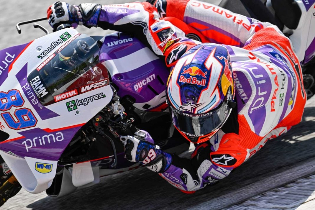 Alpinestars Supertech R10 Helmet First Look [10 Fast Facts]