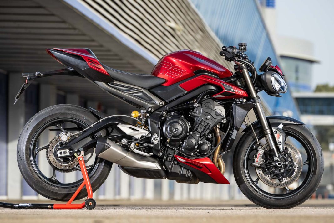 2024 Triumph Street Triple 765 Review: R and RS [16 Fast Facts]