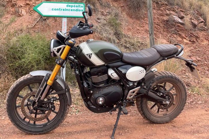 2024 Triumph Scrambler 400 X Review [13 Fast Facts]