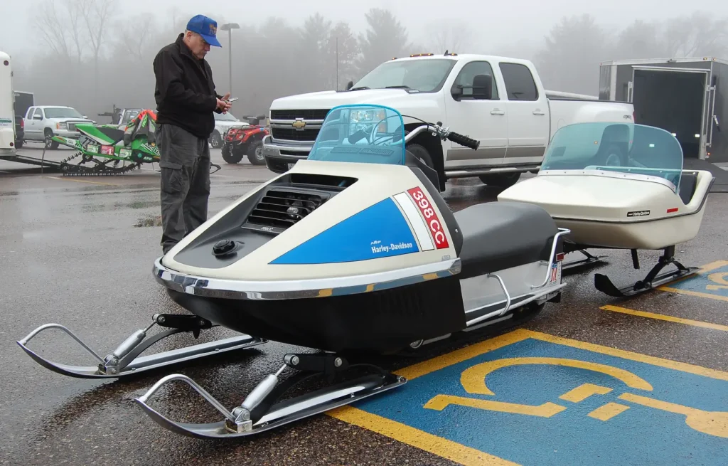1973 Honda White Fox Snowmobile: A Retrospective